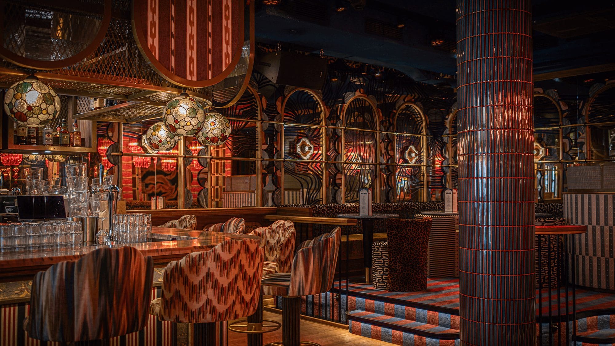 Beau Restobar | Restaurant in Rotterdam - Stadhuisplein